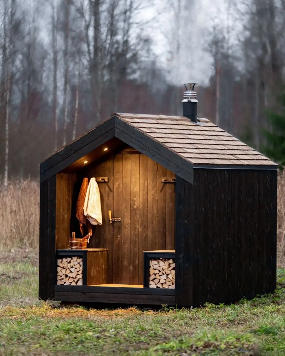 Gartensauna mit Holzofen oder Elektroofen, ikonisches Design – Barn ...
